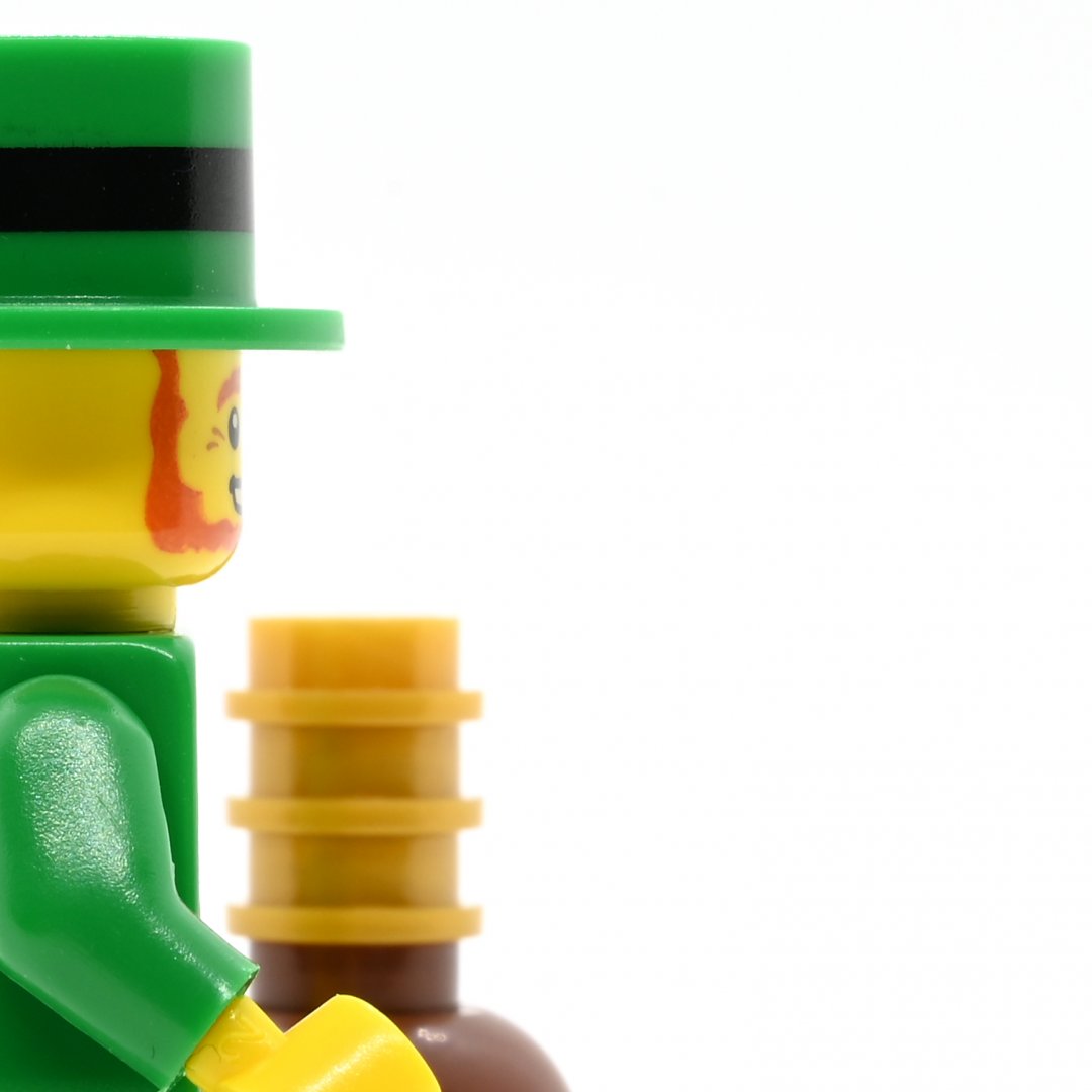 Leprechaun - | Lego Minifigures | lego.minifigures.world
