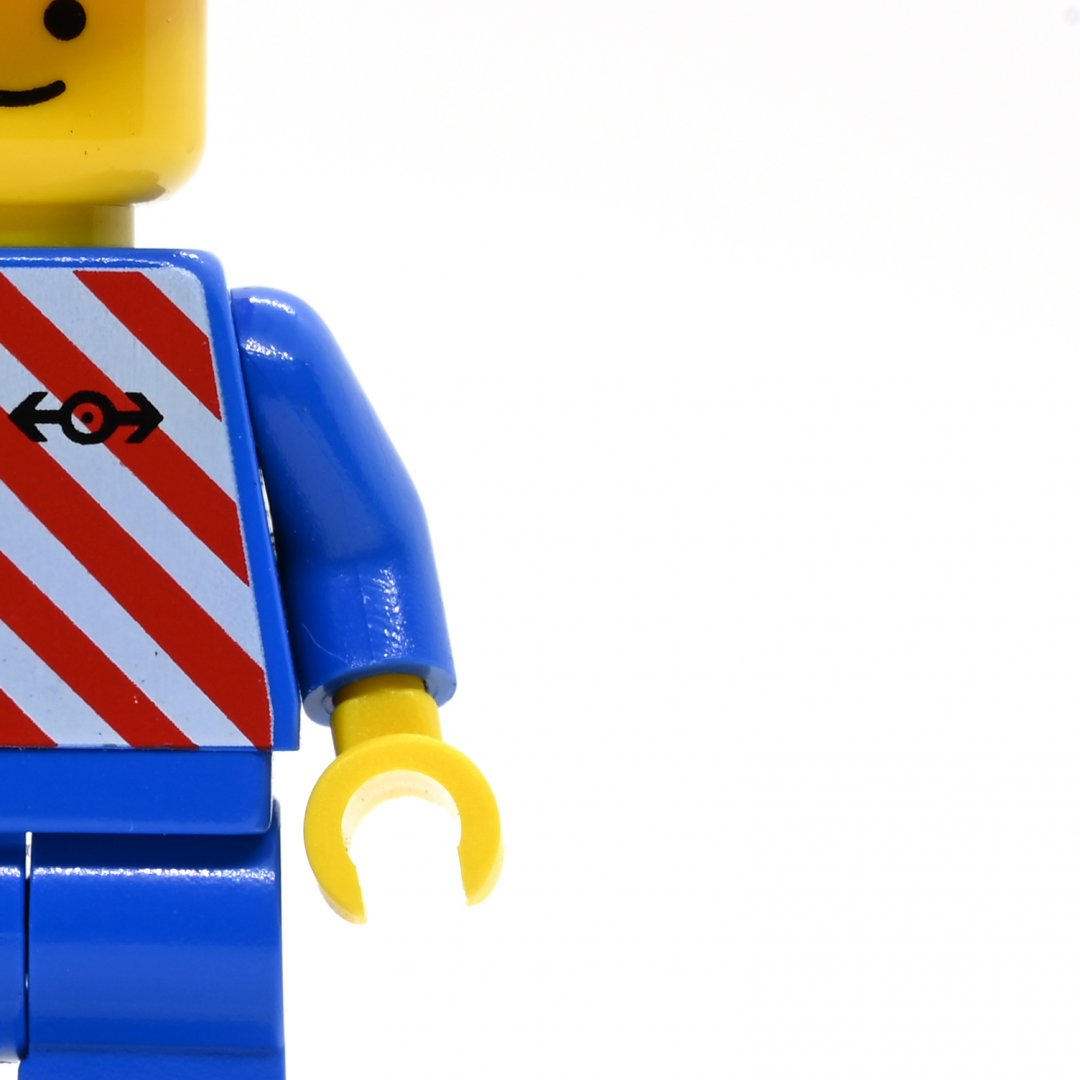 Freight Rail Worker - | Lego Minifigures | lego.minifigures.world