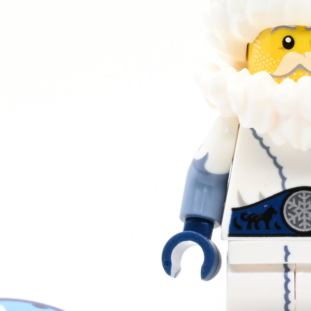 Snow Guardian - | Lego Minifigures | lego.minifigures.world