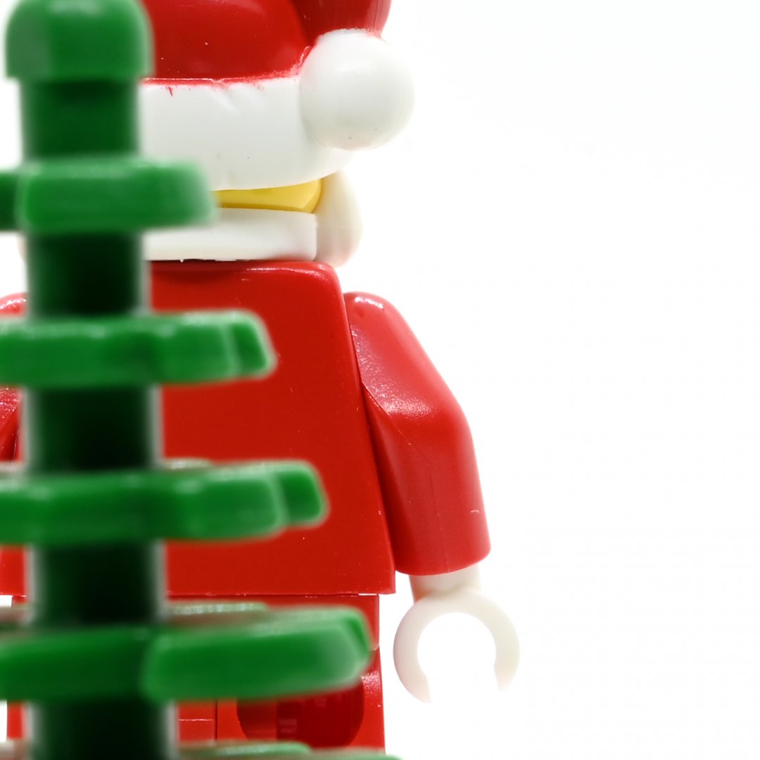 Santa - | Lego Minifigures | lego.minifigures.world