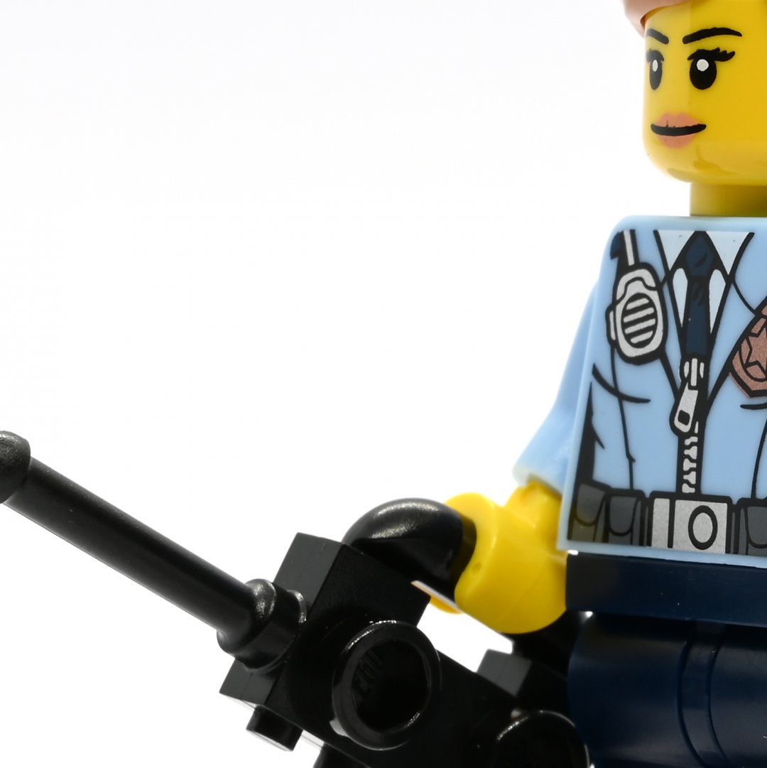 Female City Officer - | Lego Minifigures | lego.minifigures.world