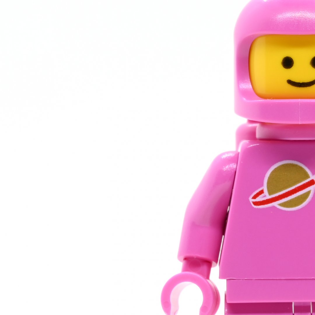 Classic Space Pink - | Lego Minifigures | lego.minifigures.world