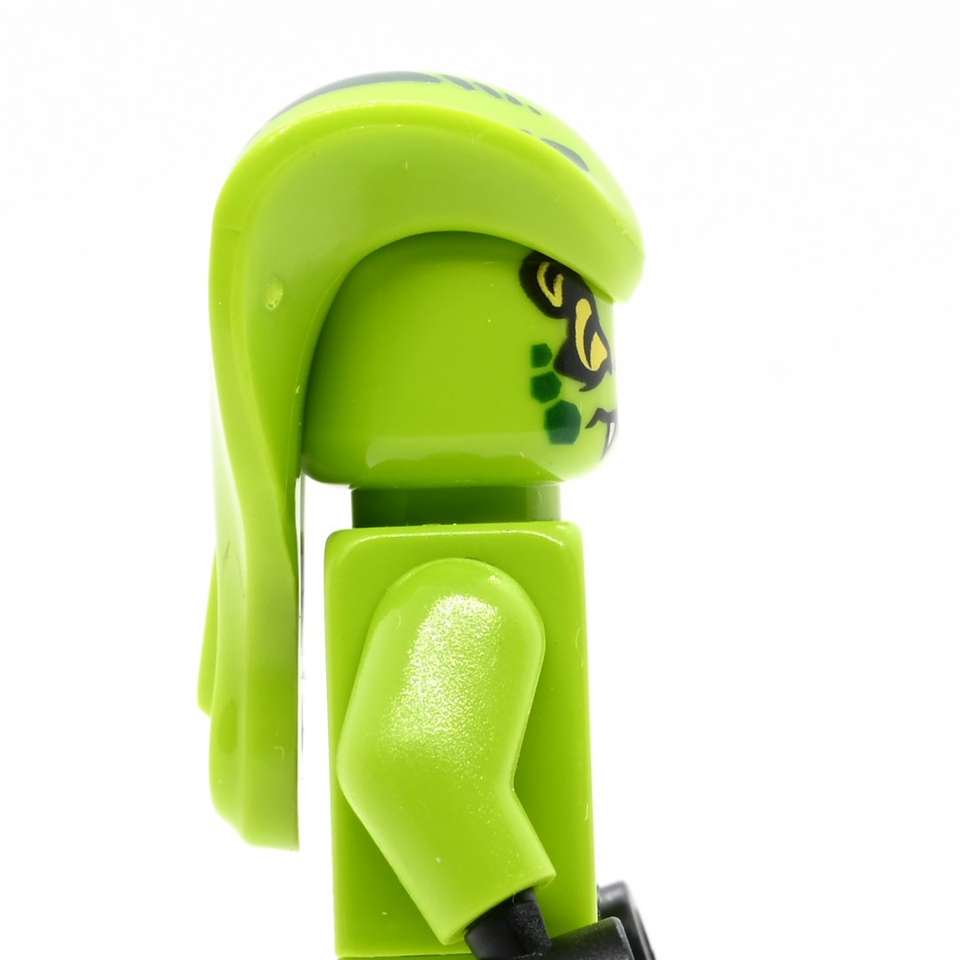 Lasha (Legacy) - | Lego Minifigures | lego.minifigures.world