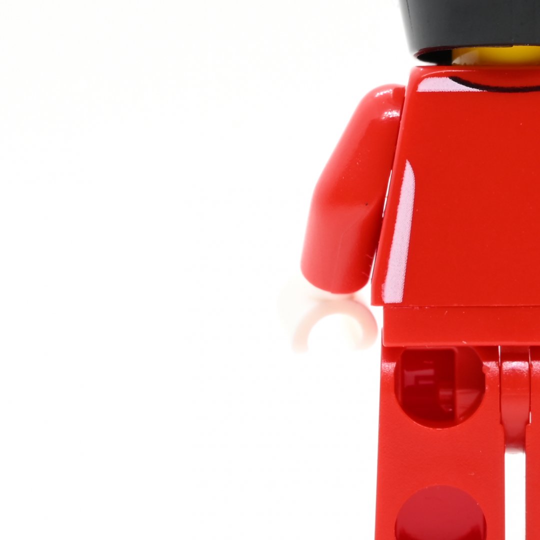 Ferrari Race Car Driver 1 - | Lego Minifigures | lego.minifigures.world