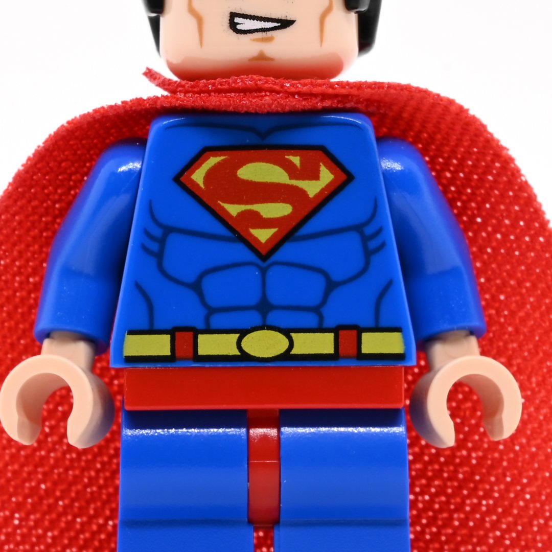 Superman - | Lego Minifigures | lego.minifigures.world