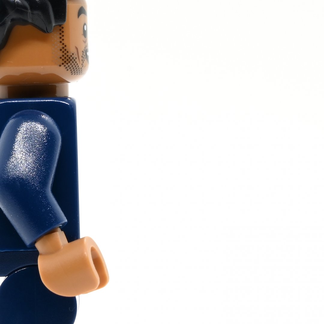 Simon Masrani - | Lego Minifigures | lego.minifigures.world