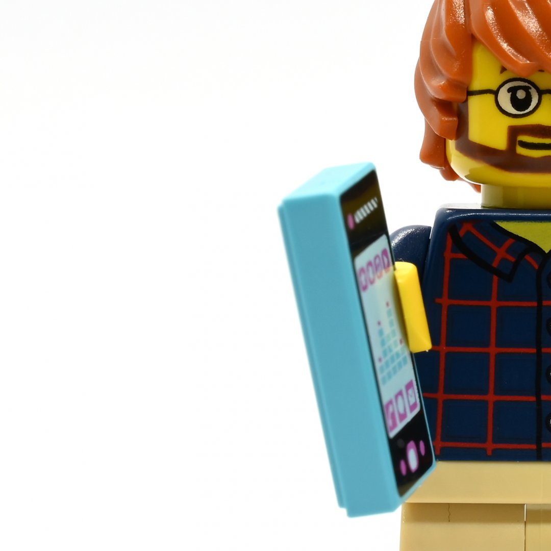 Smartphone Guy - | Lego Minifigures | lego.minifigures.world