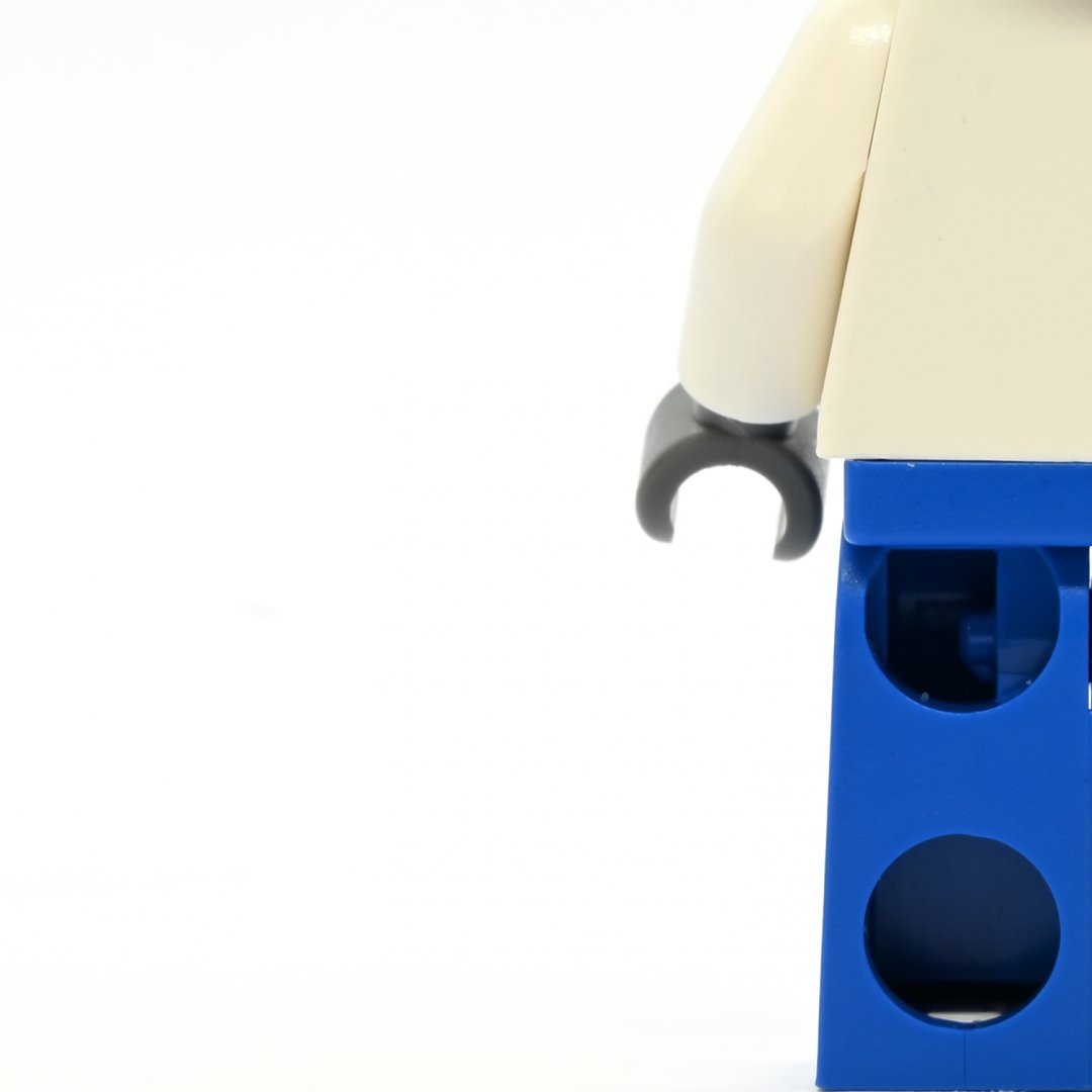 Female in blue overalls - | Lego Minifigures | lego.minifigures.world