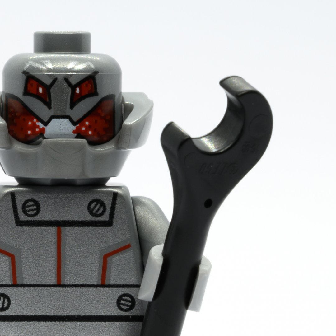 Ultron (short legs) - | Lego Minifigures | lego.minifigures.world