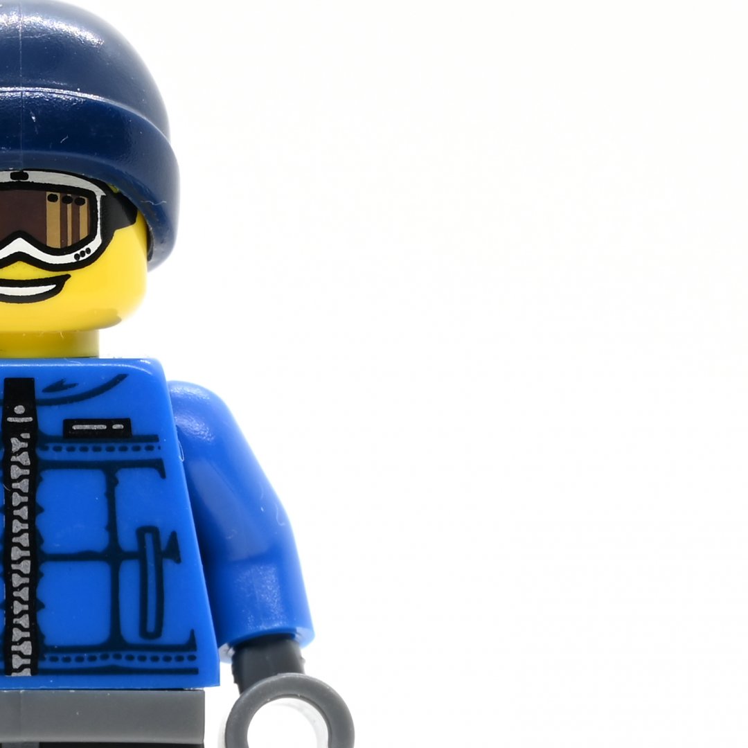 Snowboarder Guy - | Lego Minifigures | lego.minifigures.world