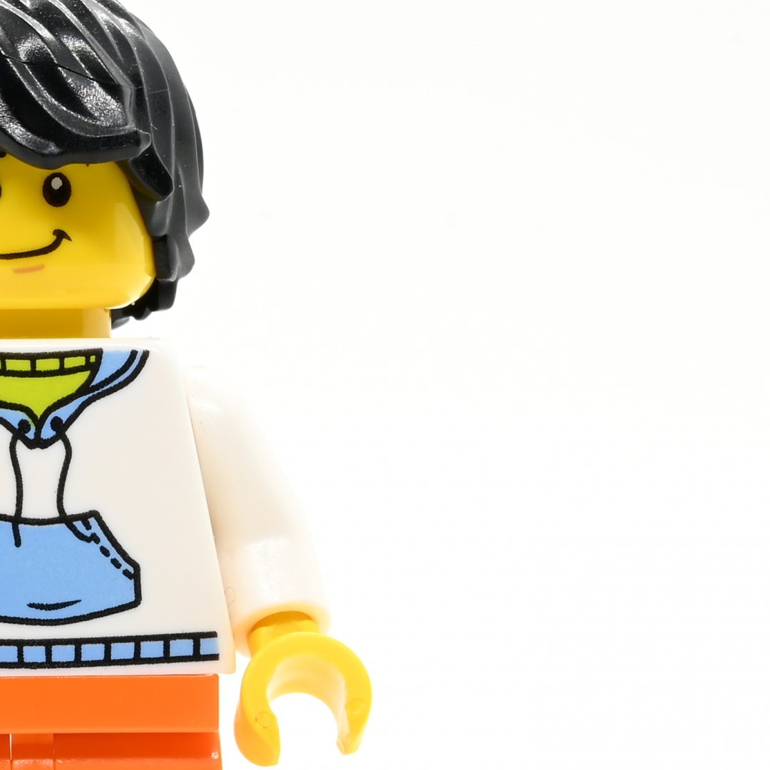 Winter Vacationer - | Lego Minifigures | lego.minifigures.world