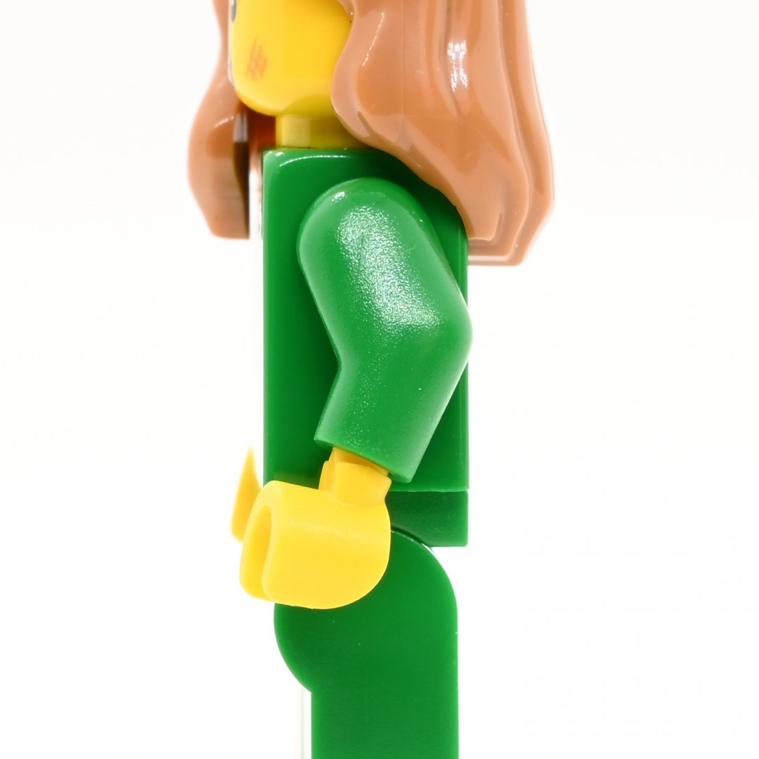 Betsy - | Lego Minifigures | lego.minifigures.world