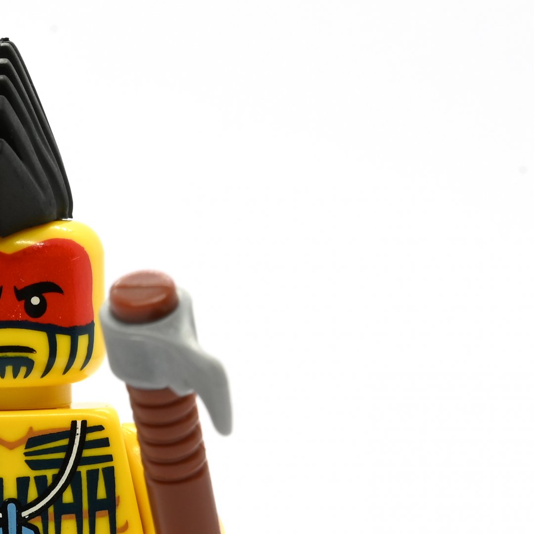 Tomahawk Warrior - | Lego Minifigures | lego.minifigures.world
