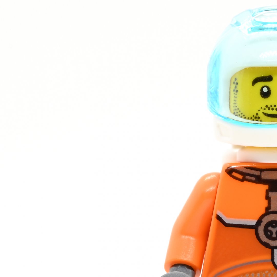 Astronaut - | Lego Minifigures | lego.minifigures.world