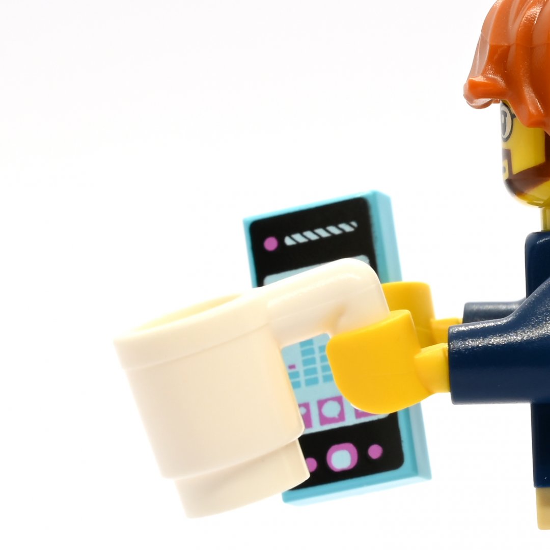 Smartphone Guy - | Lego Minifigures | lego.minifigures.world
