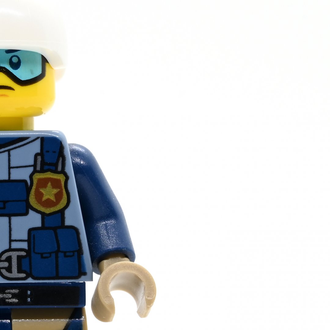 Mountain Police Officer - | Lego Minifigures | lego.minifigures.world