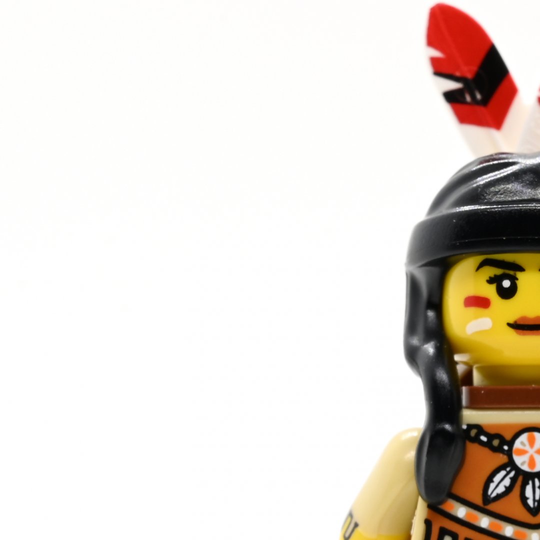 Tribal Woman - | Lego Minifigures | lego.minifigures.world