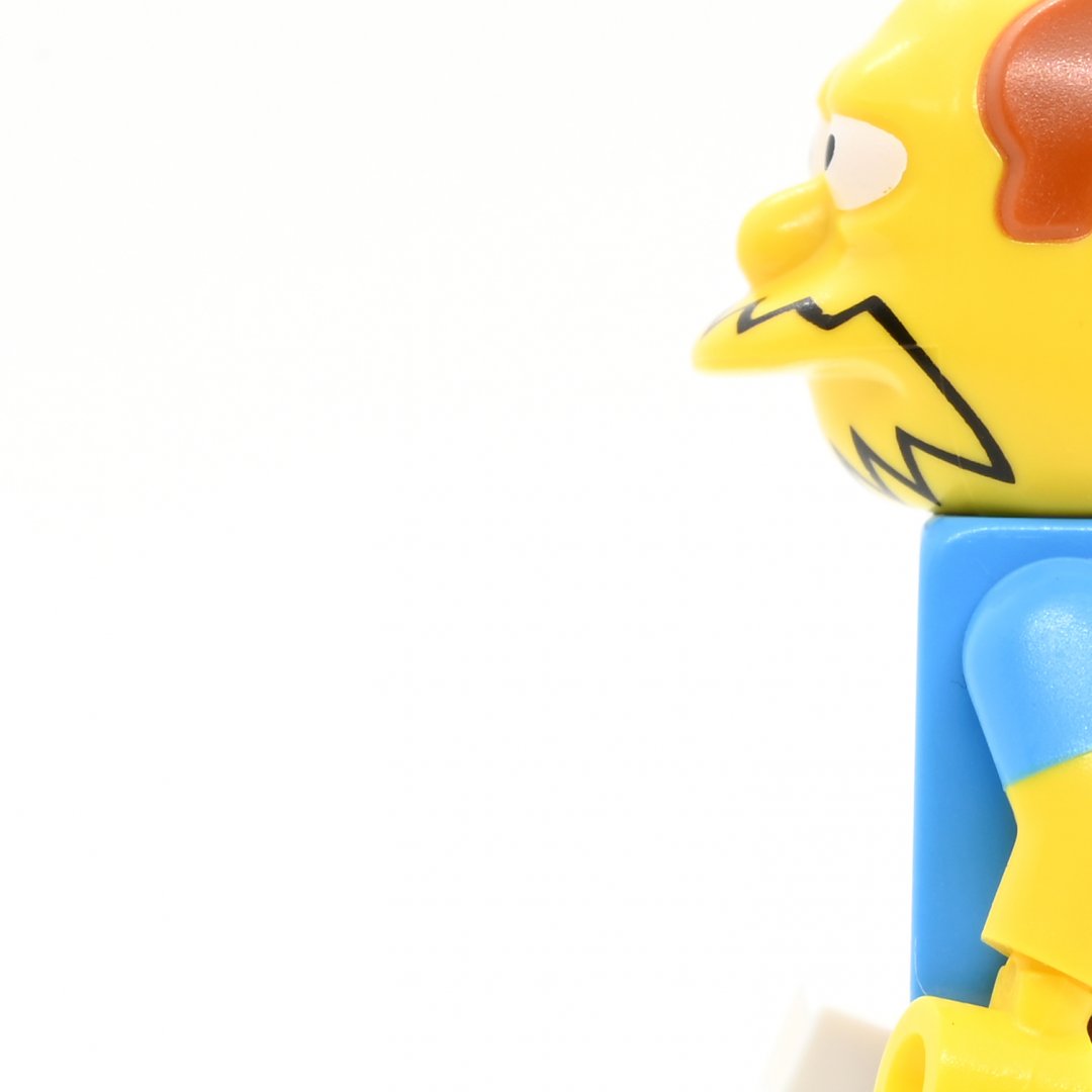 Comic Book Guy - | Lego Minifigures | lego.minifigures.world
