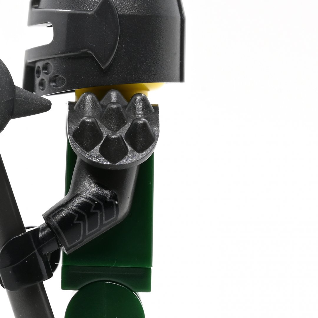 Frightening Knight - | Lego Minifigures | lego.minifigures.world