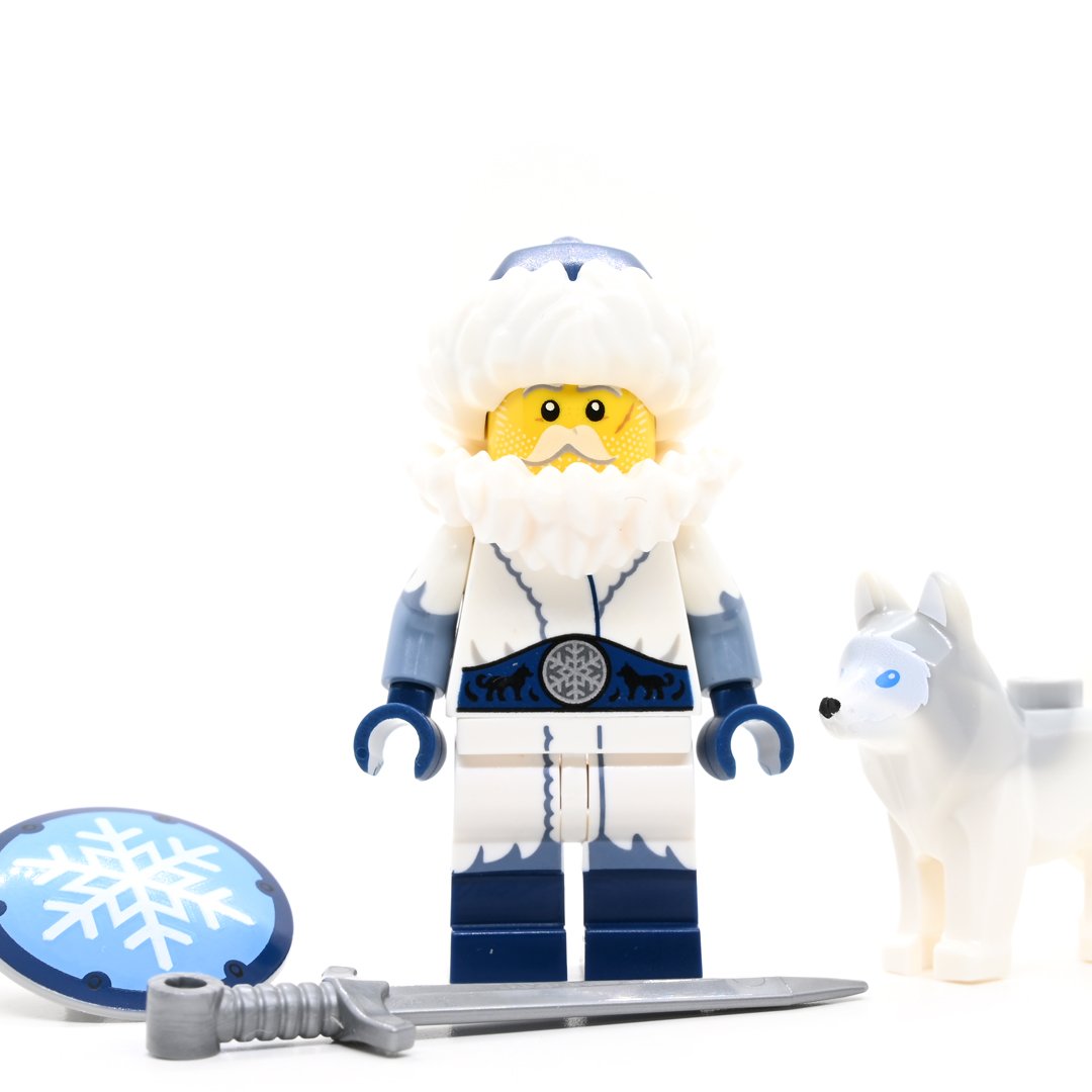 Snow Guardian - | Lego Minifigures | lego.minifigures.world