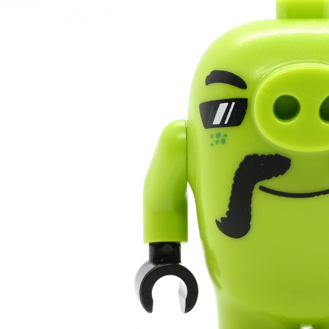 Biker Pig - | Lego Minifigures | lego.minifigures.world