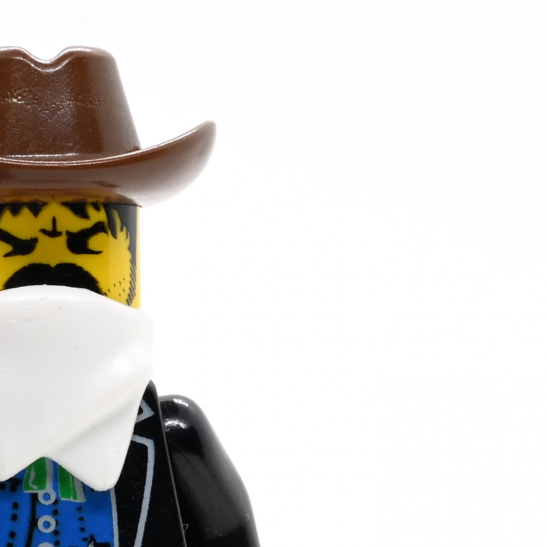 Bandit 4 - | Lego Minifigures | lego.minifigures.world