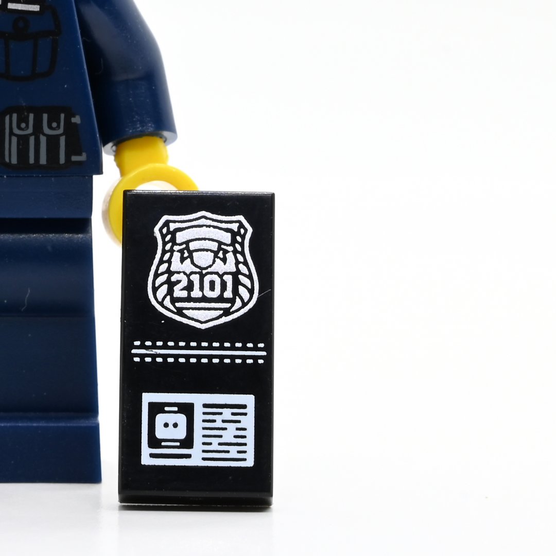 Policeman - | Lego Minifigures | lego.minifigures.world