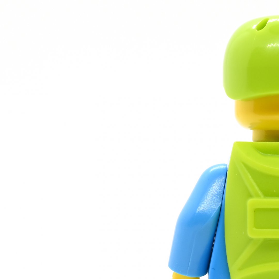 Skydiver - | Lego Minifigures | lego.minifigures.world