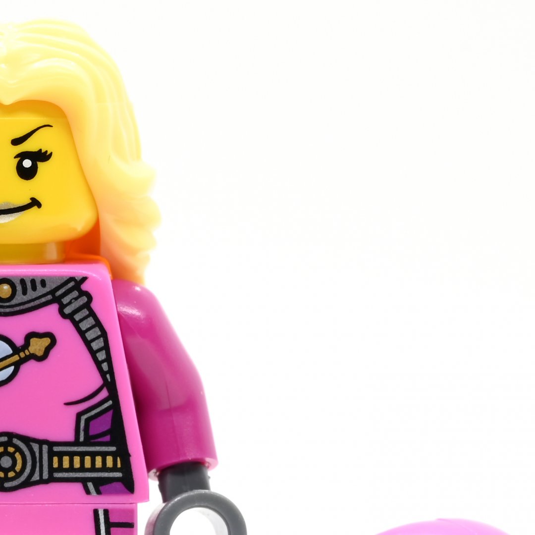 Intergalactic Girl - | Lego Minifigures | lego.minifigures.world