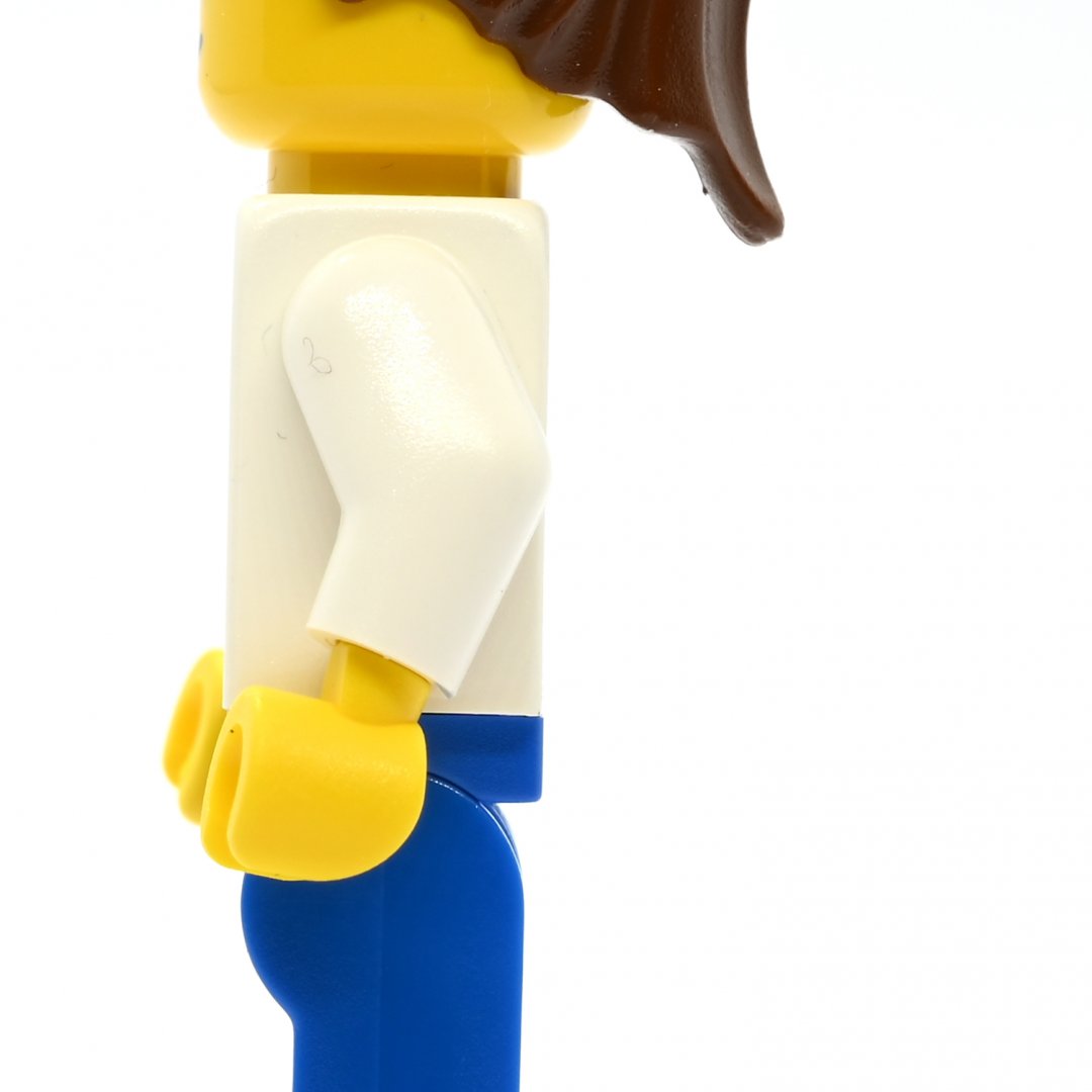 Blue Overalls Girl - | Lego Minifigures | lego.minifigures.world