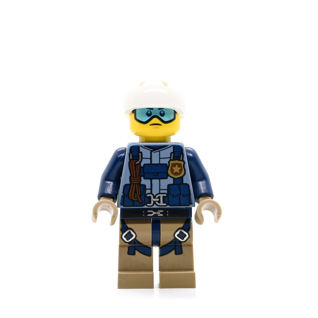 Mountain Police Officer - | Lego Minifigures | lego.minifigures.world